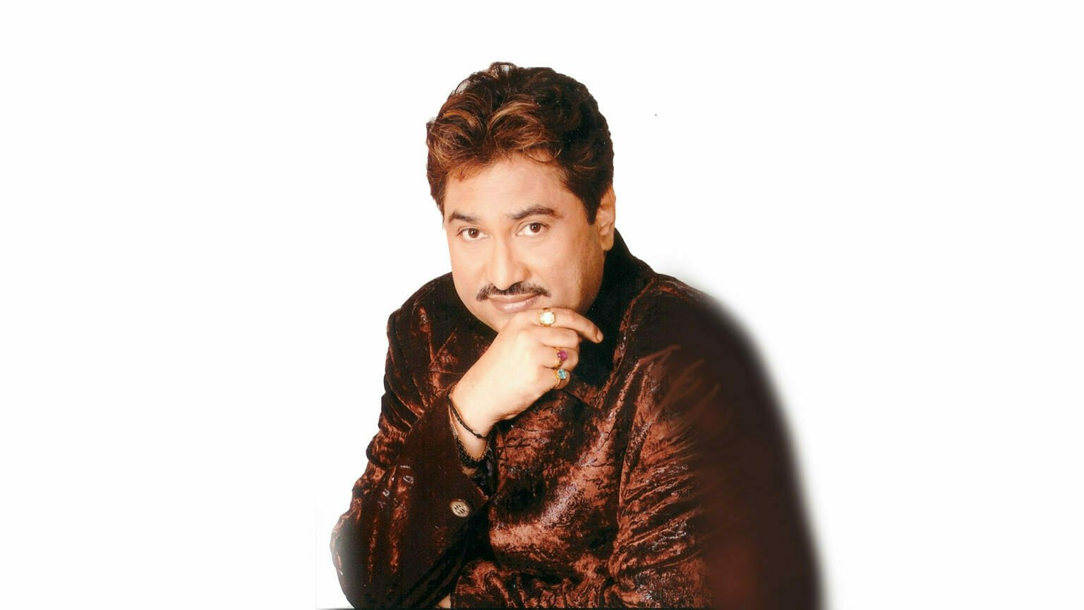 Kumar Sanu Age, Wife, Children, Family, Biography & More - StarsUnfolded
