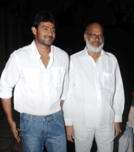 Prabhas Height, Age, Girlfriend, Wife, Family, Biography & More ...