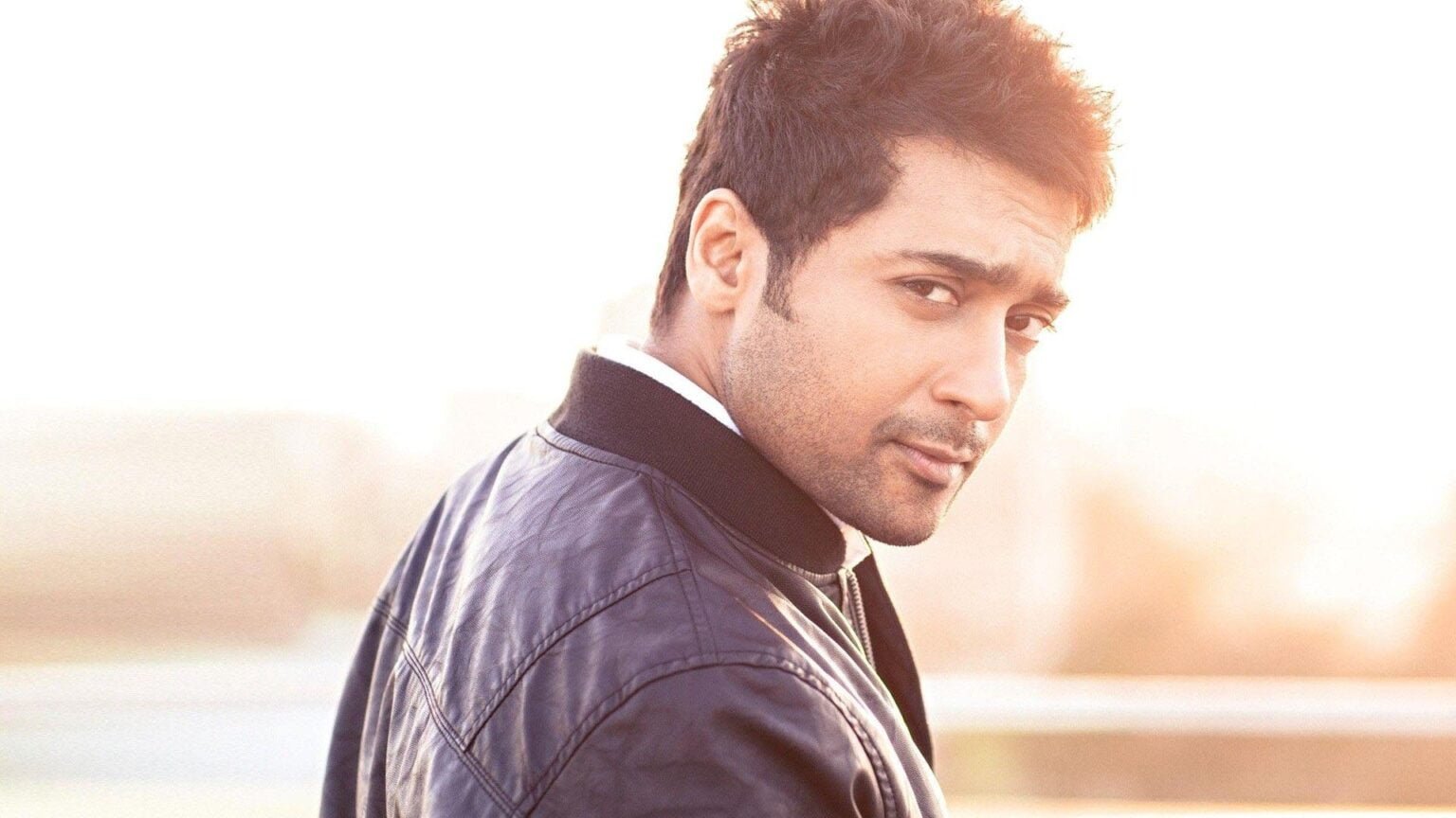 Suriya (Saravanan Sivakumar) Age, Height, Weight, Biography, Wife ...
