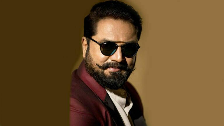 Sarath Kumar Height, Weight, Age, Wife, Children, Family, Facts ...