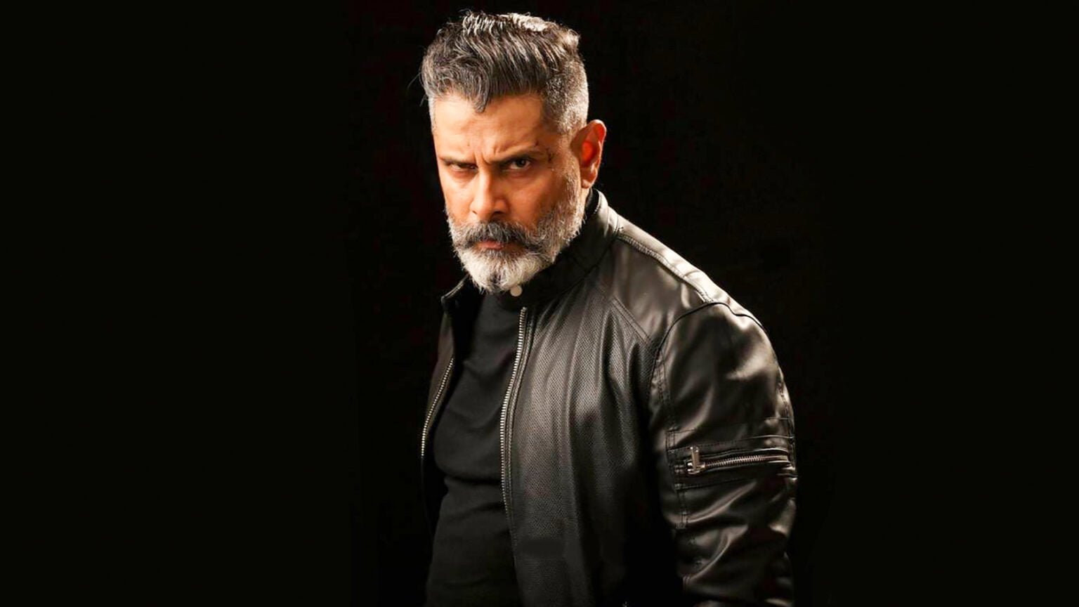 Vikram (Actor) Age, Height, Weight, Wife, Children, Biography & More ...
