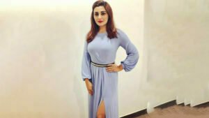 Rimi Sen Height, Age, Boyfriend, Husband, Family, Biography & More - StarsUnfolded