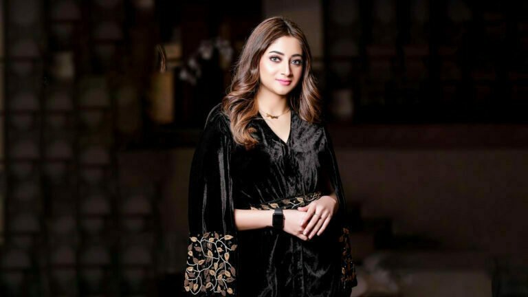 Puja Cherry Roy Biography, Age, Height, Family, Weight, Boyfriend, Wiki ...
